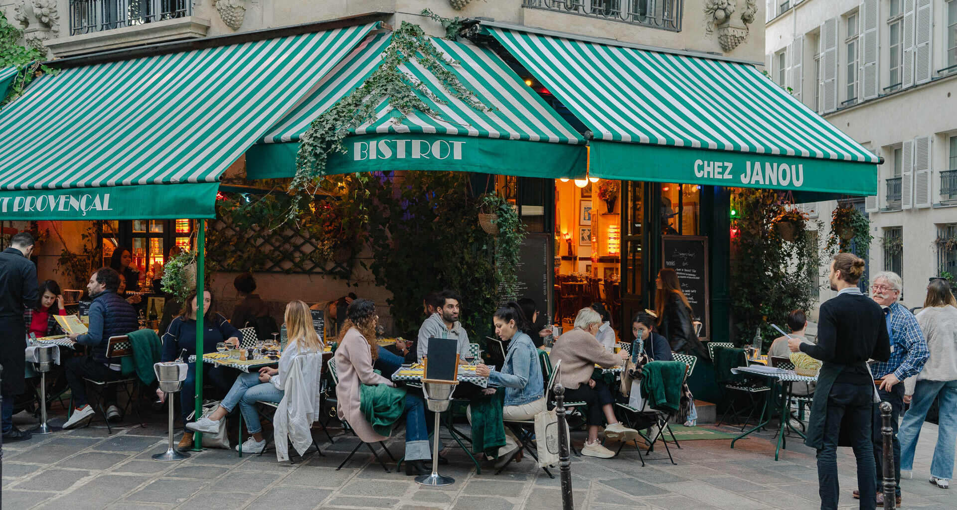 The Best Restaurants in Le Marais 2025 (A Local’s Guide) - Paris Eater