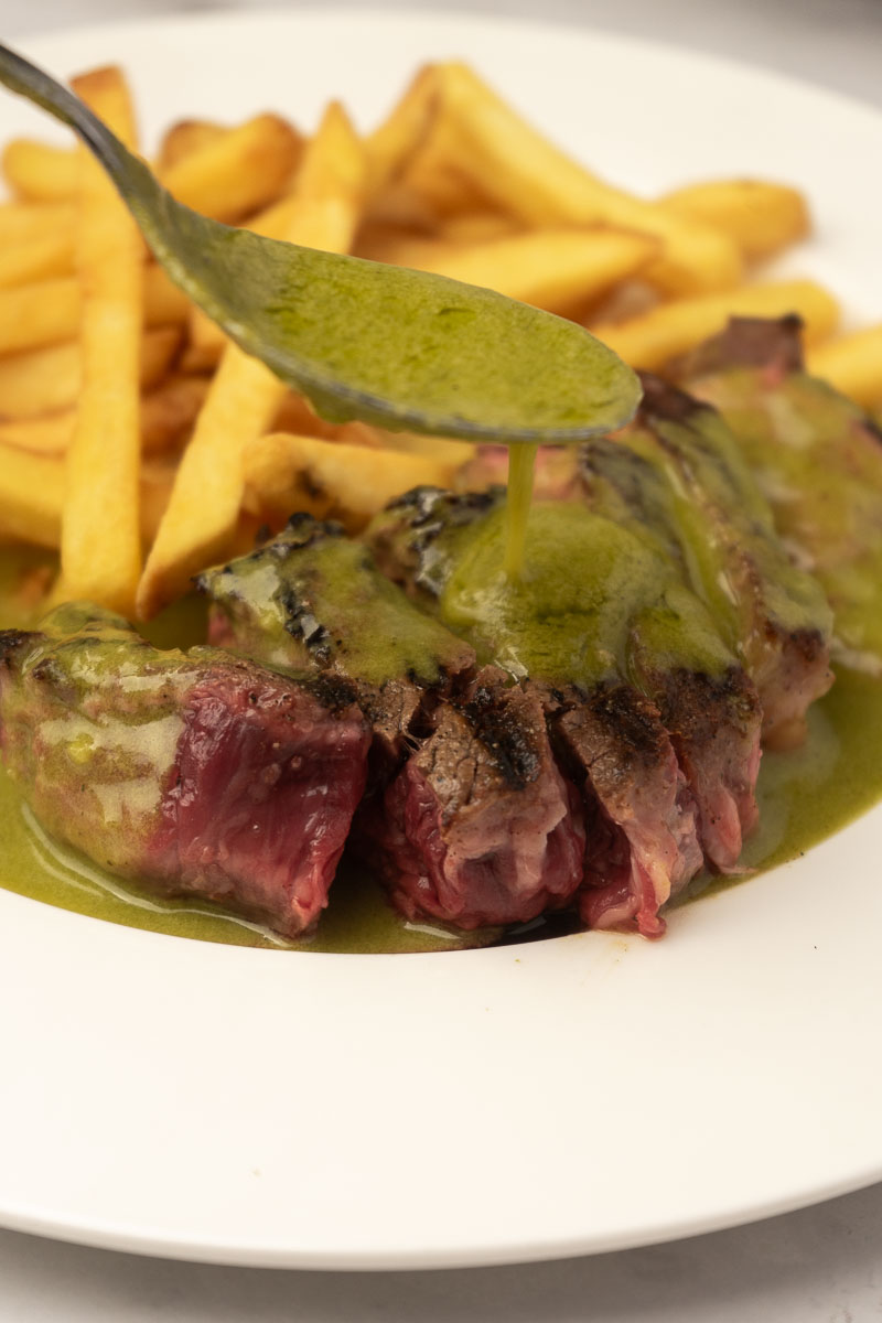 The Real Parisian L’Entrecôte Sauce - Paris Eater